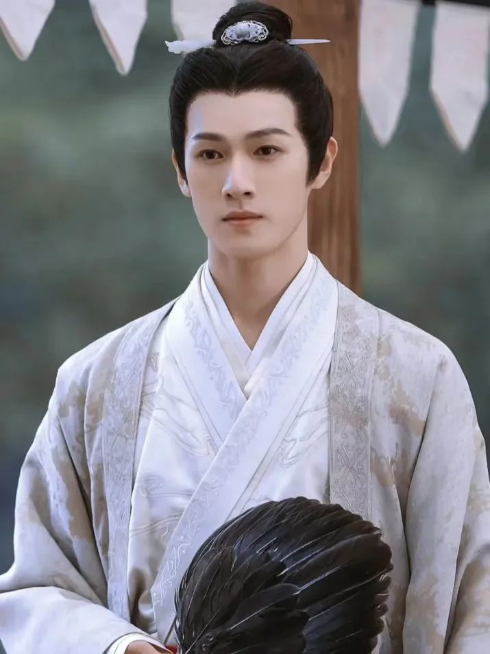 After the fire of "Bright Stars" and "Canglan Jue", the true meaning of ...