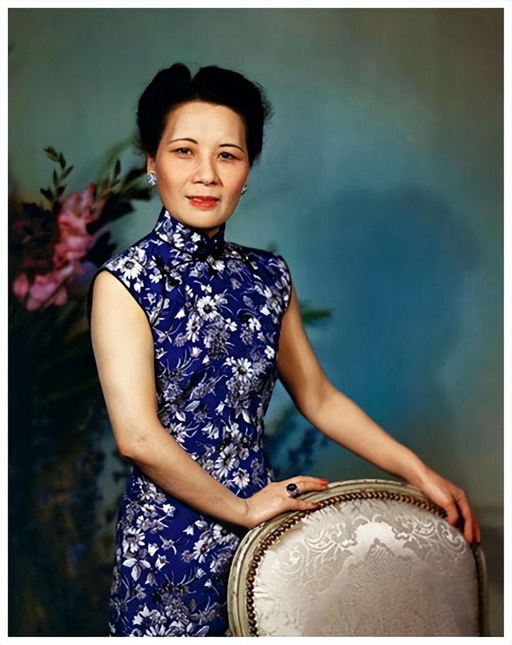 After Zhang Xueliang went to Taiwan, Song Ziwen gave him a huge sum of ...