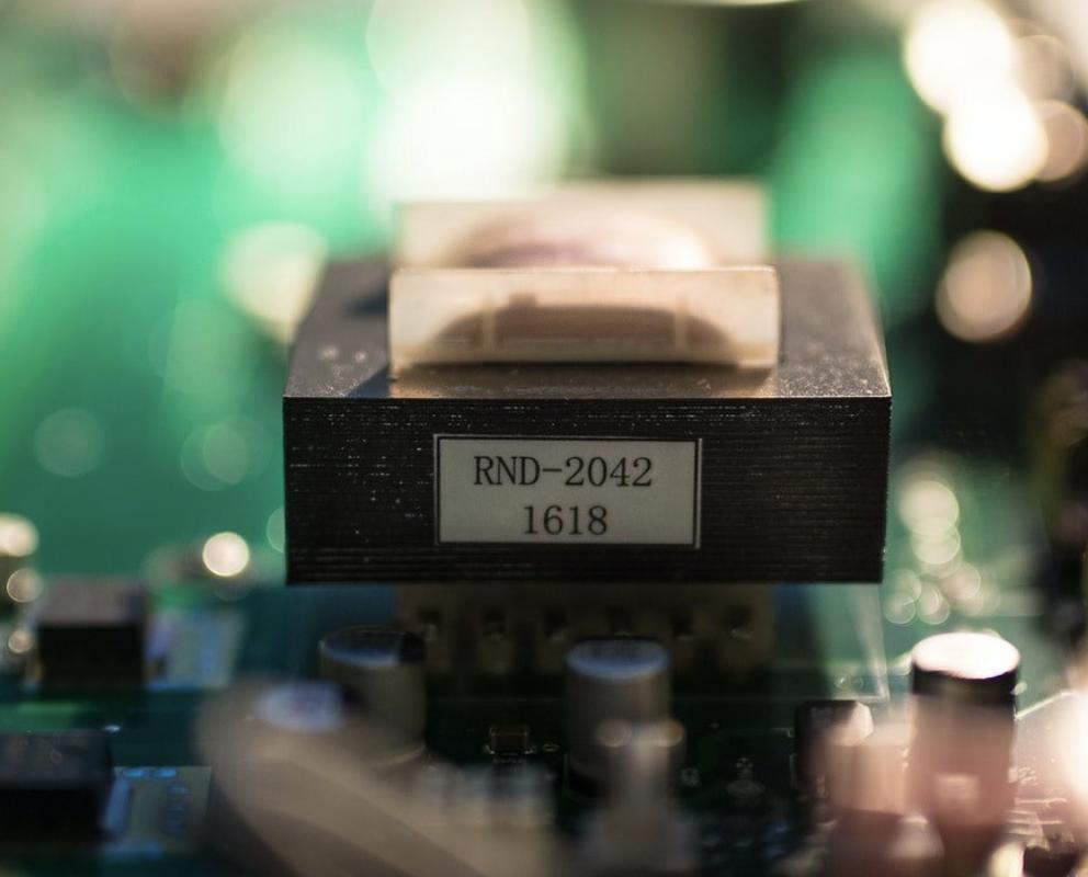 You need at least two of these!Rupert Neve Shelford Channel 5035 - iNEWS