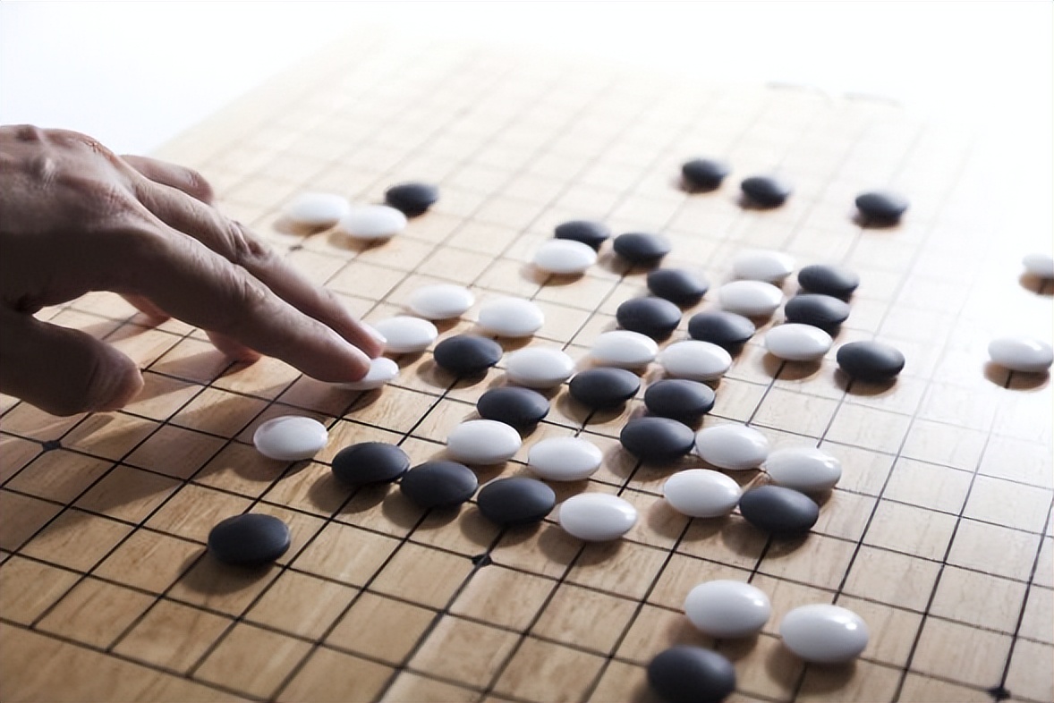 A brief analysis of ancient Chinese Go, its rules and techniques, and ...