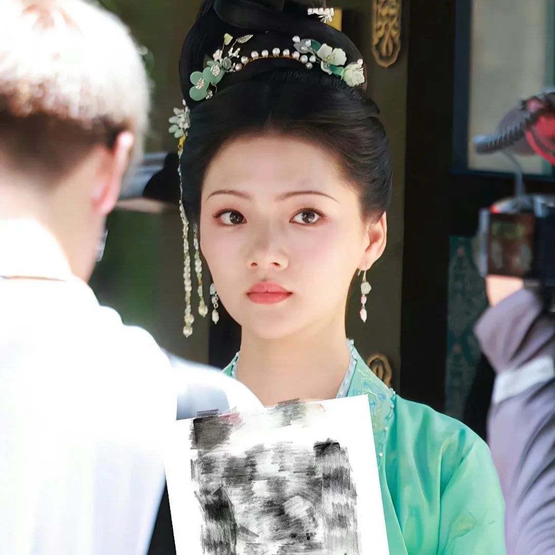 Good Wife Actress, Hu Ge, Jin Chen, Yang Yang, Zhang Yixing, Liu Haocun, Zhang Wanyi, Motorcycle ...