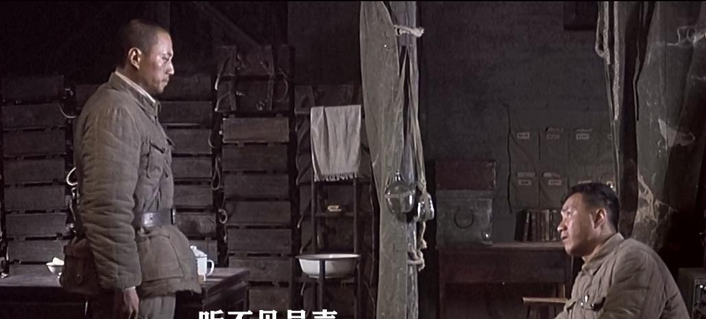 An absurd scene on the battlefield in 1979: the deputy instructor was ...