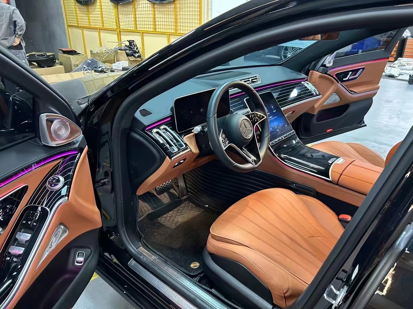 Mercedes-Benz S400 luxury upgraded piano interior panel, enhancing the ...