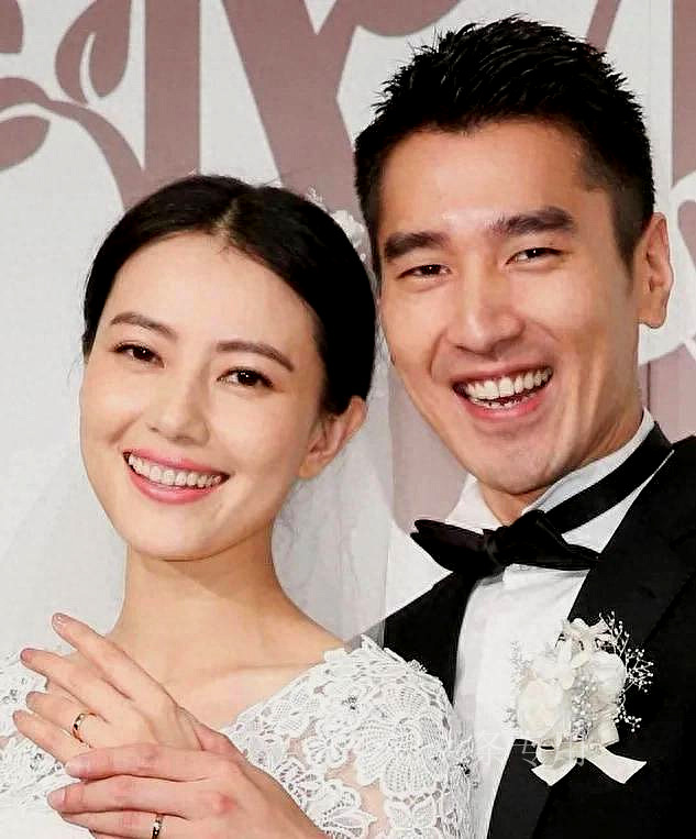 In 2011, 32-year-old Gao Yuanyuan brought her 27-year-old boyfriend Zhao Youting to meet her ...