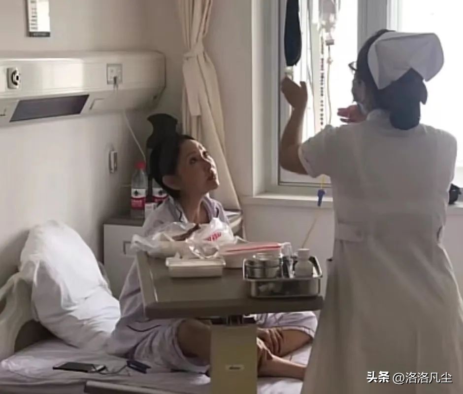 58-year-old female singer Zhang Mi was sentenced to death and lived to ...