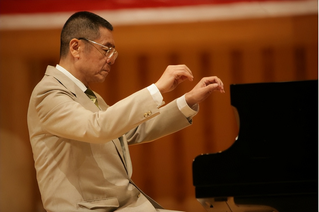 Pianist Liu Shikun: married a female apprentice at the age of 78 ...
