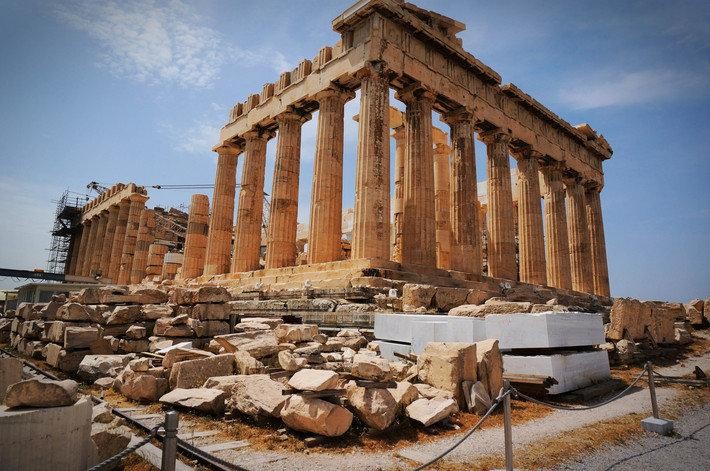 What are the characteristics of collectivism in ancient Greek city ...