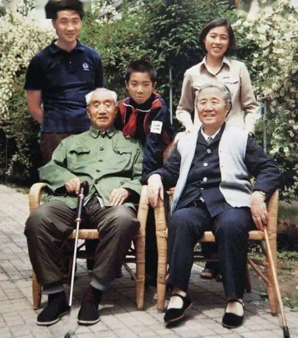 Xu Xiangqian left three last words before his death, and Li Xiannian ...