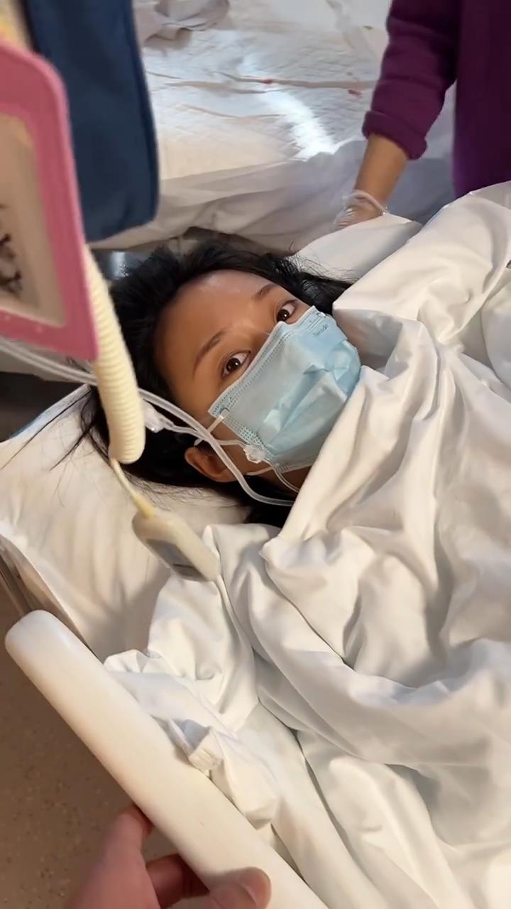 Yan Xuejing was upgraded to be a grandmother, actor Xu Mengdi was happy with her son, and Lin ...