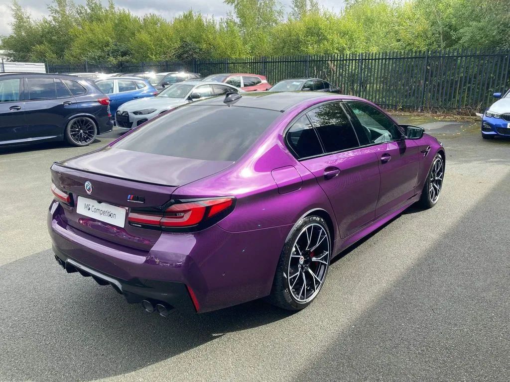 Violent gentleman BMW M5, how does it feel with Twilight Purple paint ...