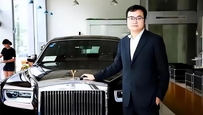 Ni Haishan accepted his fate late at night, 18 million fans were ...