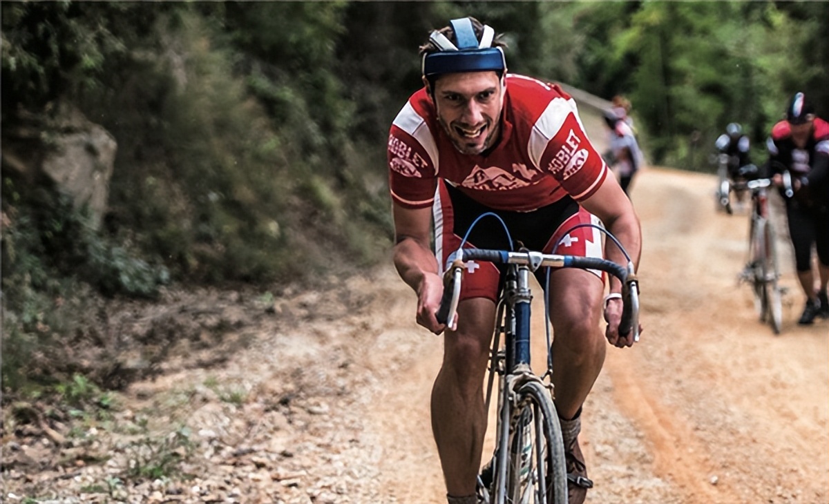 Subvert stereotypes and break established facts!The VELO aesthetics ...