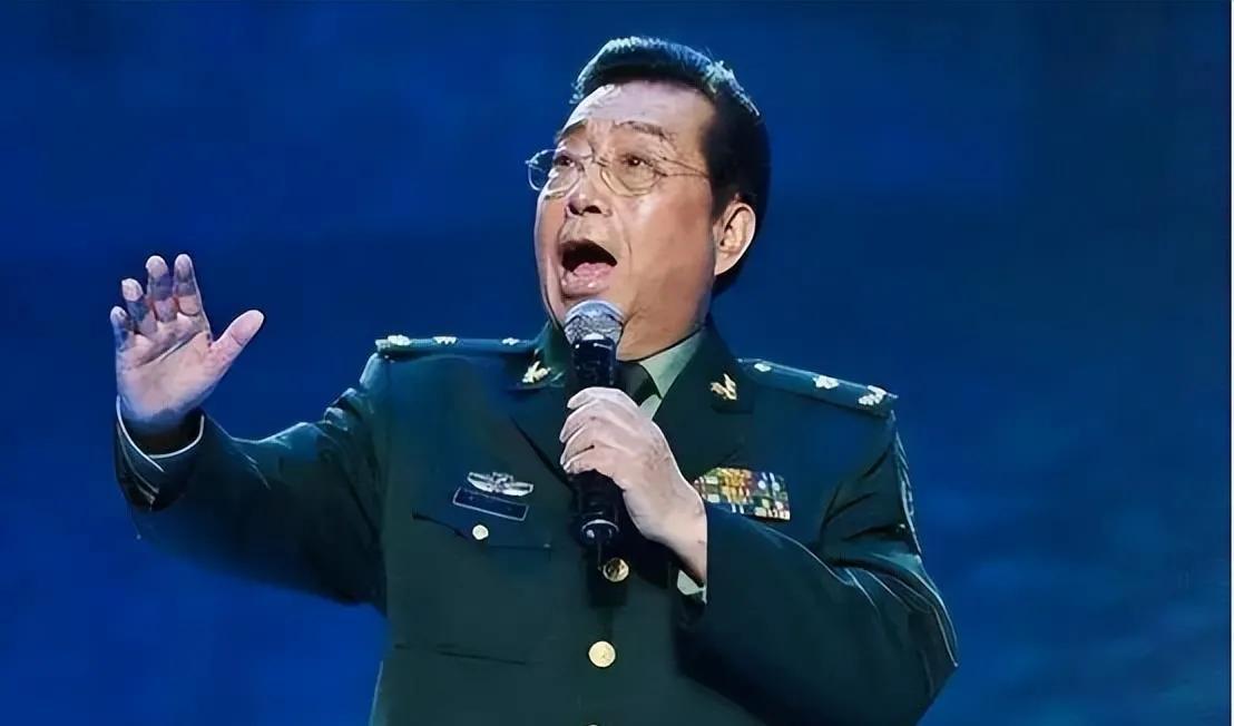 An analysis of the advantages and disadvantages of singer Li ...