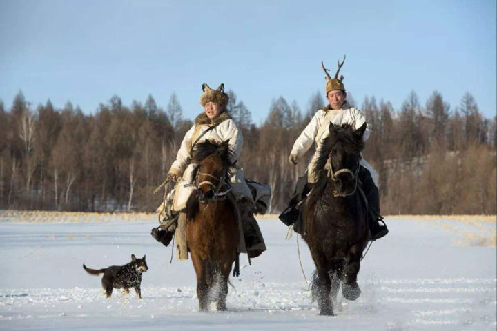 Oroqen people with a population of less than five figures - iNEWS