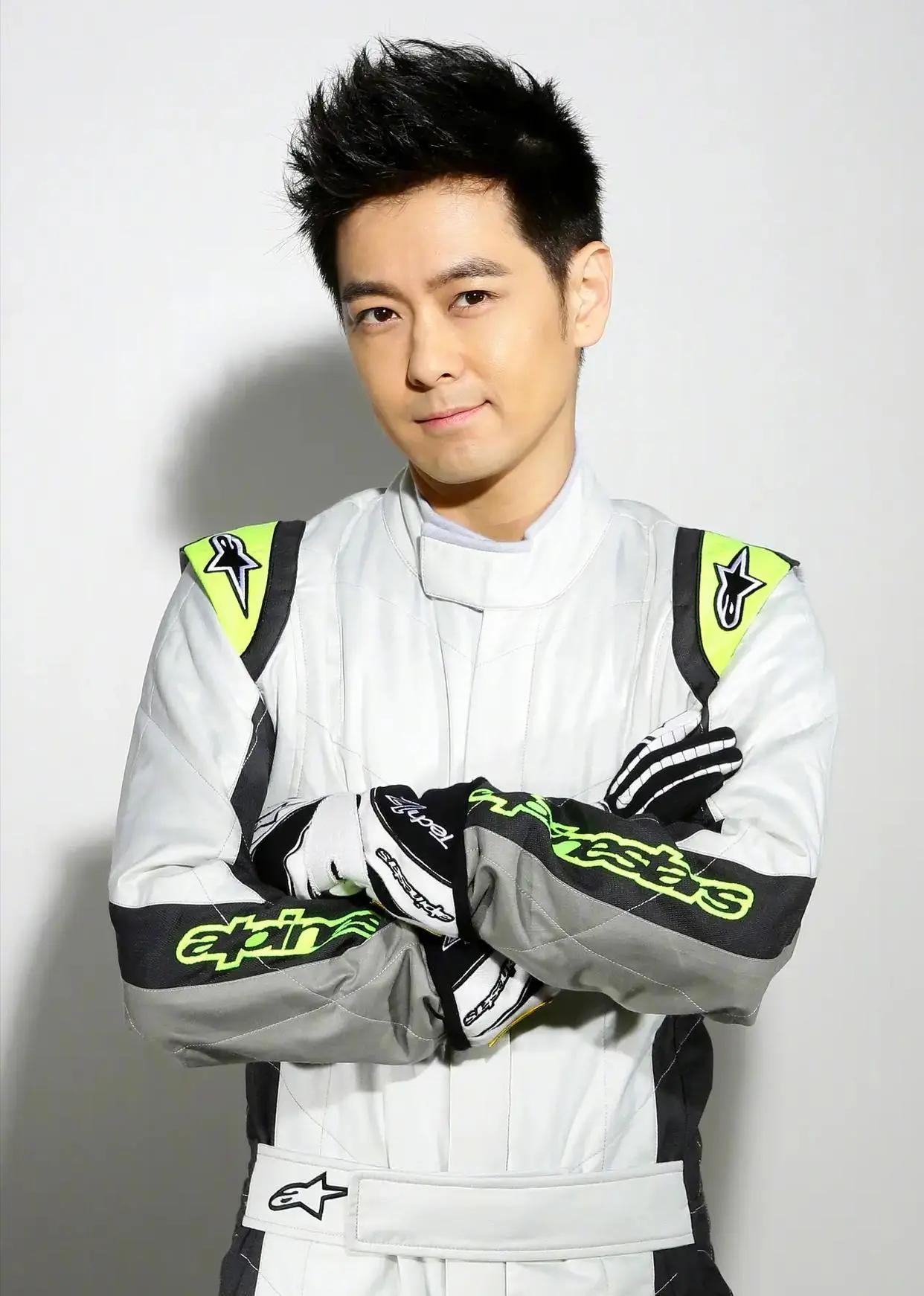 Lin Zhiying seldom posted recent photos, went to the gym to exercise ...