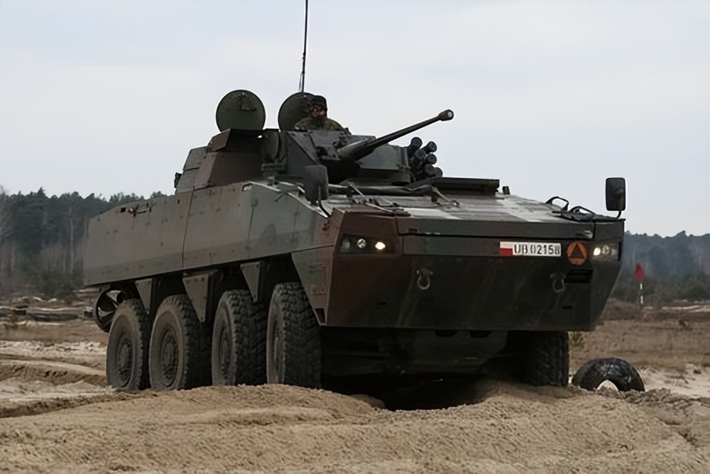 The Russian army destroyed the Polish Wolverine infantry fighting ...