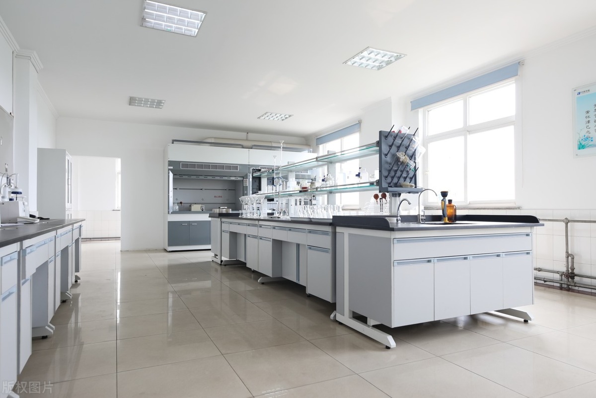 How to use the clean bench? - iNEWS