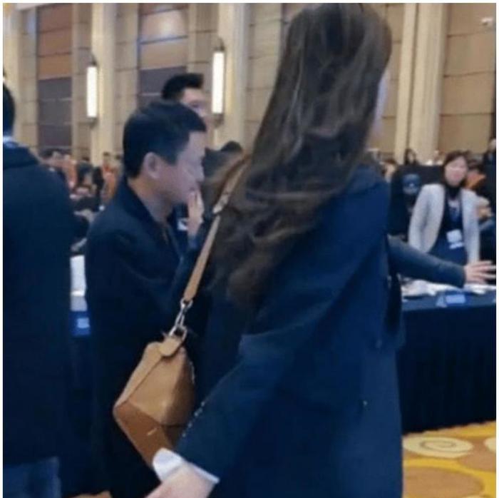 Jack Ma's 1.9 meter supermodel bodyguard has sparked wild speculation ...