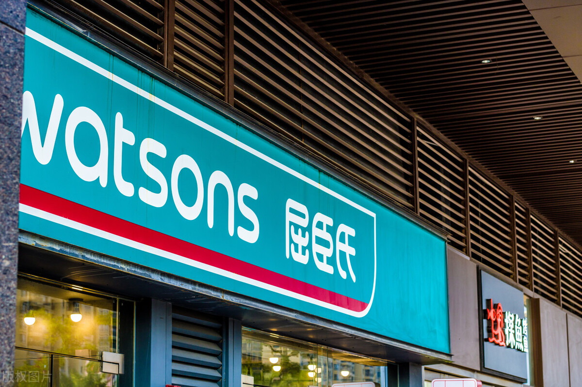 Close more than 300 stores a year! It used to be the "originator" brand ...