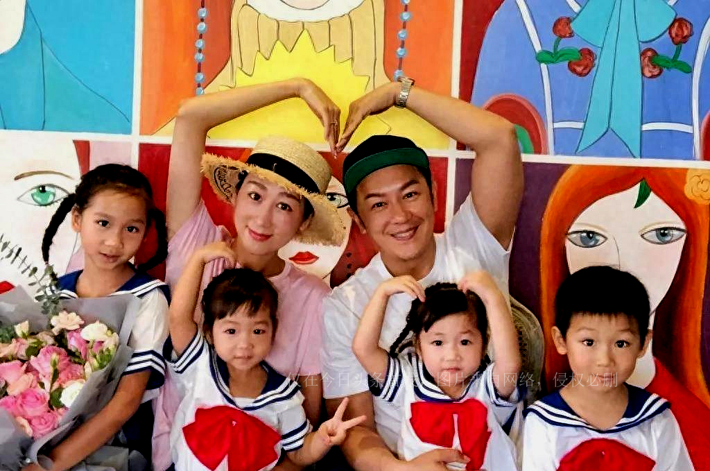 Chen Haomin and his wife had a feast with Luo Dahua, and the table was ...