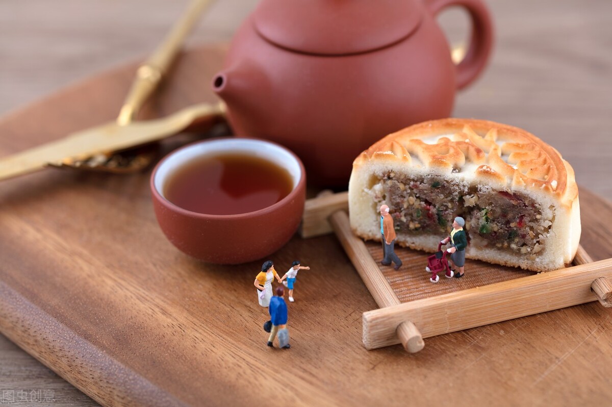 Selected Poems of Deng Guizhen: The Mid-Autumn Festival - iNEWS