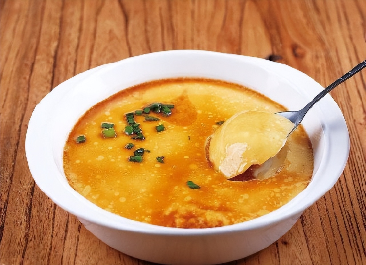 Teach you how to make steamed eggs, tender and smooth, the elderly and ...