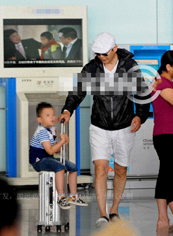 A recent photo of Cheng Qian, he is now 59 years old and his appearance ...