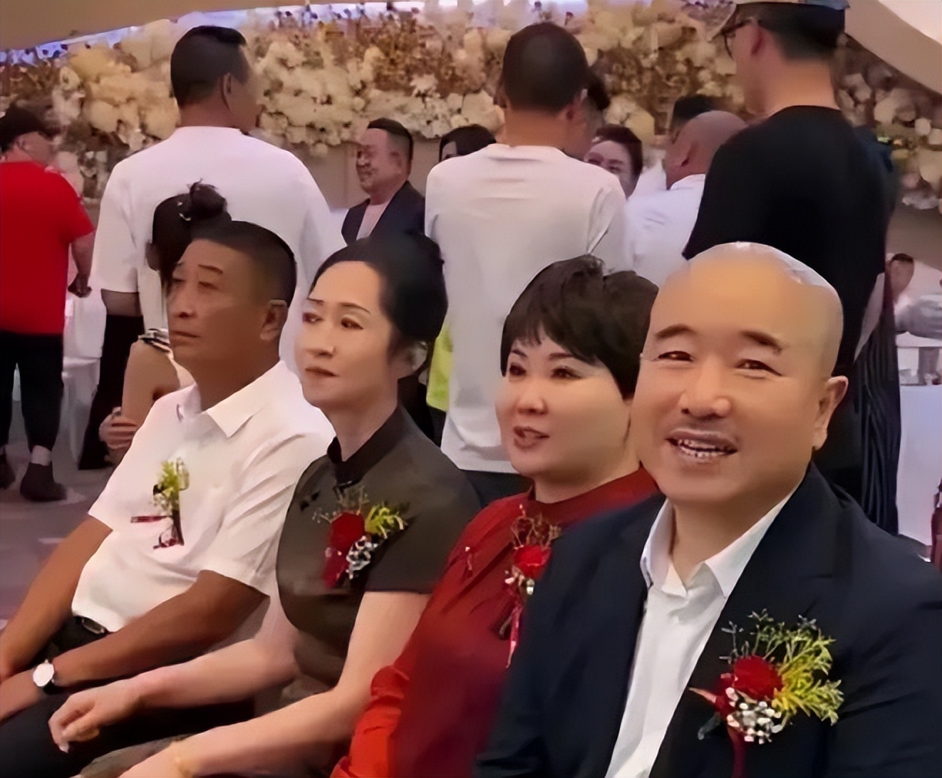 How many sons do you have? Liu Neng's ex-wife's nickname was changed to ...