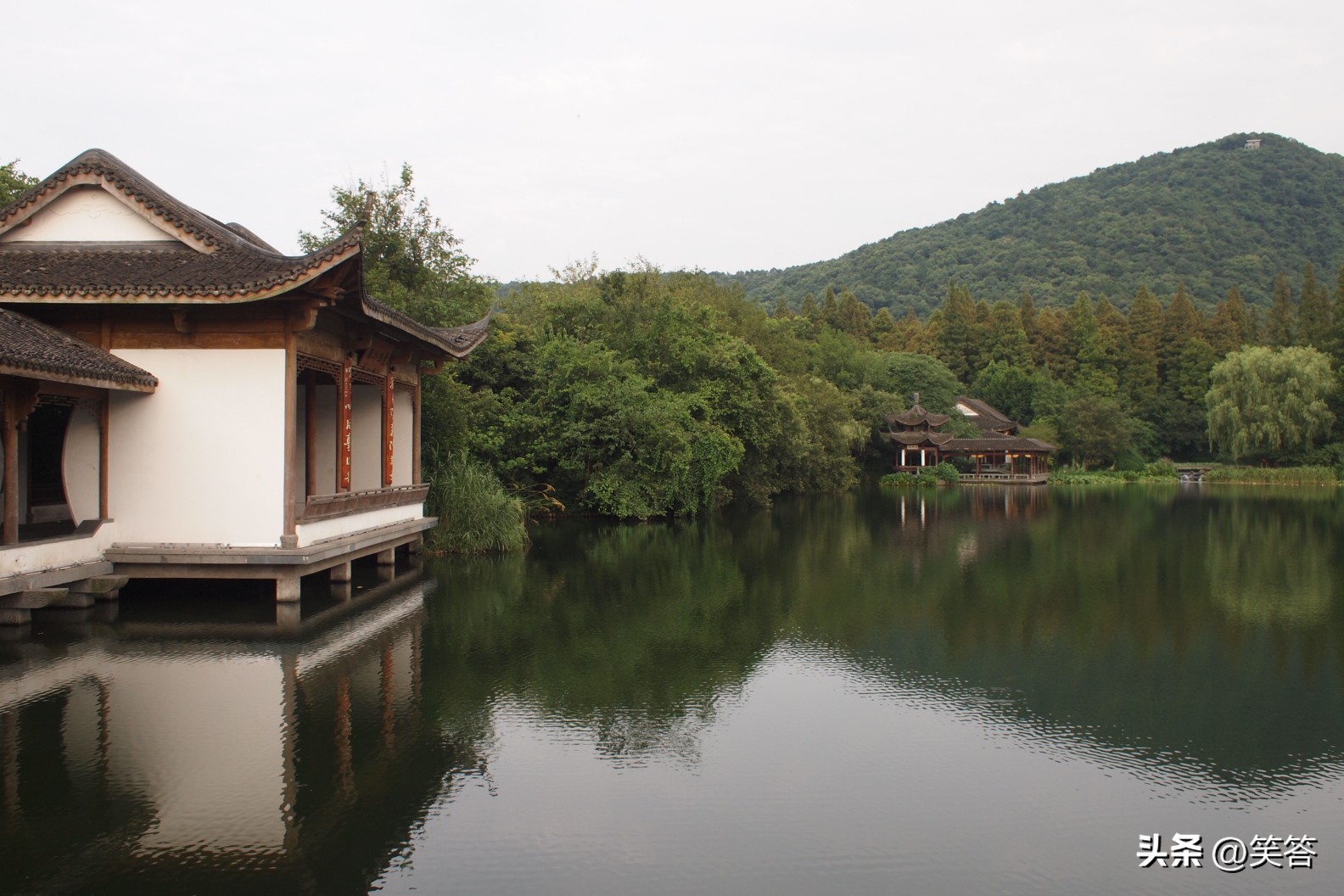What I Know About Dwelling in the Fuchun Mountains - iNEWS