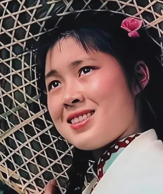 Huang Wanqiu is gone, accompanied by the controversy in her body, it is time to untie and go ...