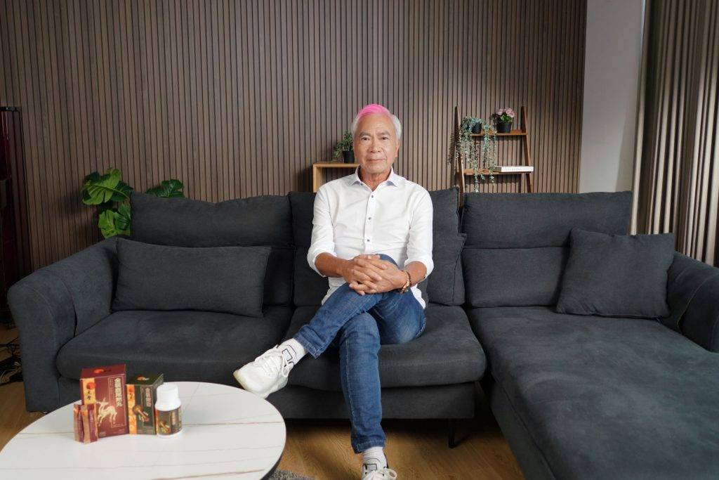 The 72-year-old Hong Kong star Li Longji endorsed the aphrodisiac tonic ...