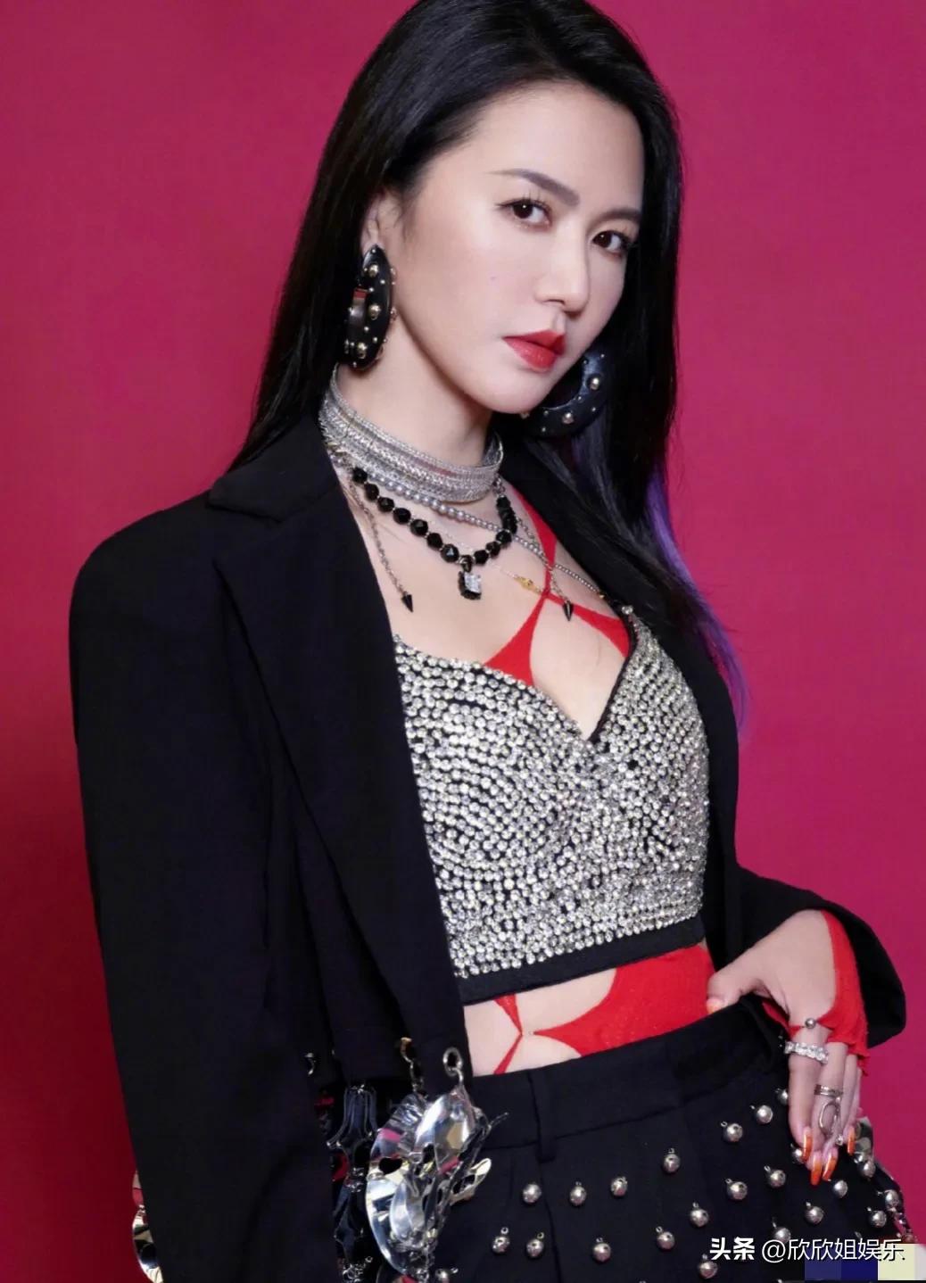 Tan Weiwei, please, who doesn't love this? It's so beautiful - iNEWS