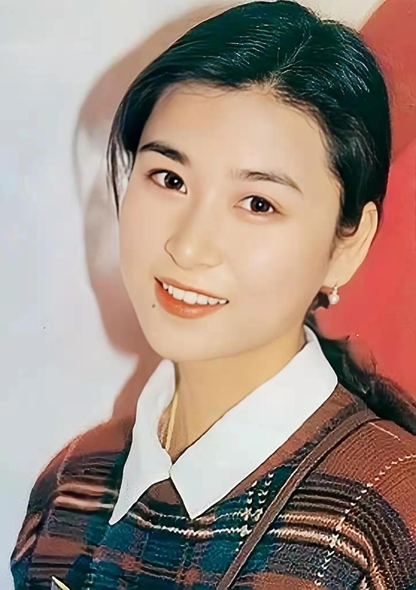 "Pure appearance, sexy body", the undefeated beauty Wu Xuewen. - iMedia