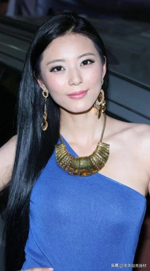 Sexy model Ai Shangzhen has a plump body with a beautiful face and won the title of "Miss China ...