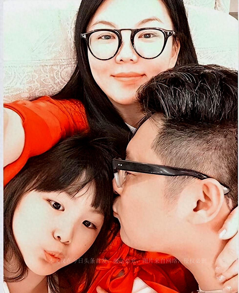 It turns out that Wang Shiling is a real princess from a wealthy family ...