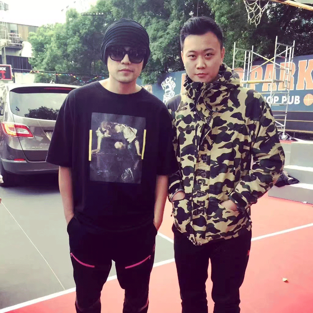 The graffiti artist behind LV and Ferrari, even Jay Chou fans him - iNEWS