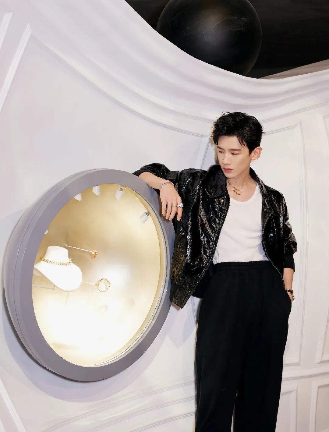 Entertainment gossip: Xiao Zhan, Reba, Wang Junkai, Gong Jun, Yi Yang ...