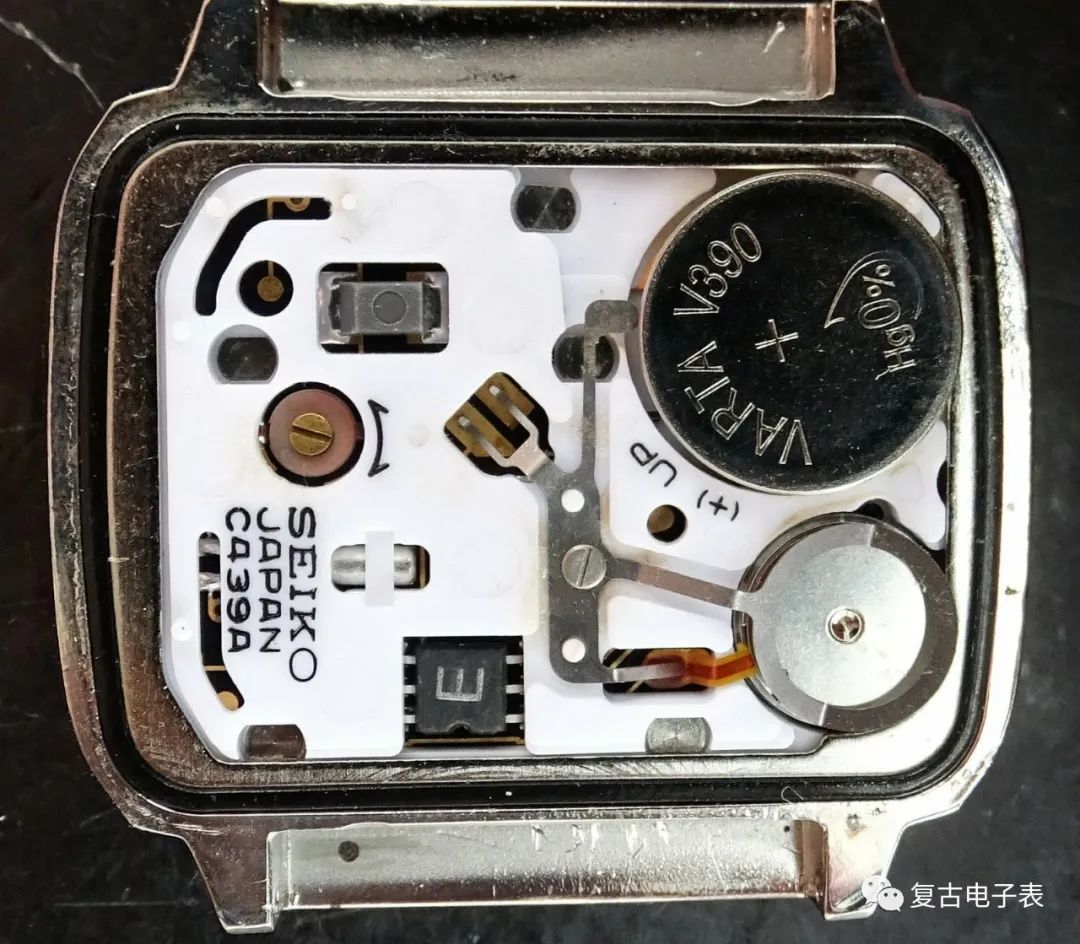 復古收音機樣式的精工計算機手錶——Seiko c439 - 資訊咖