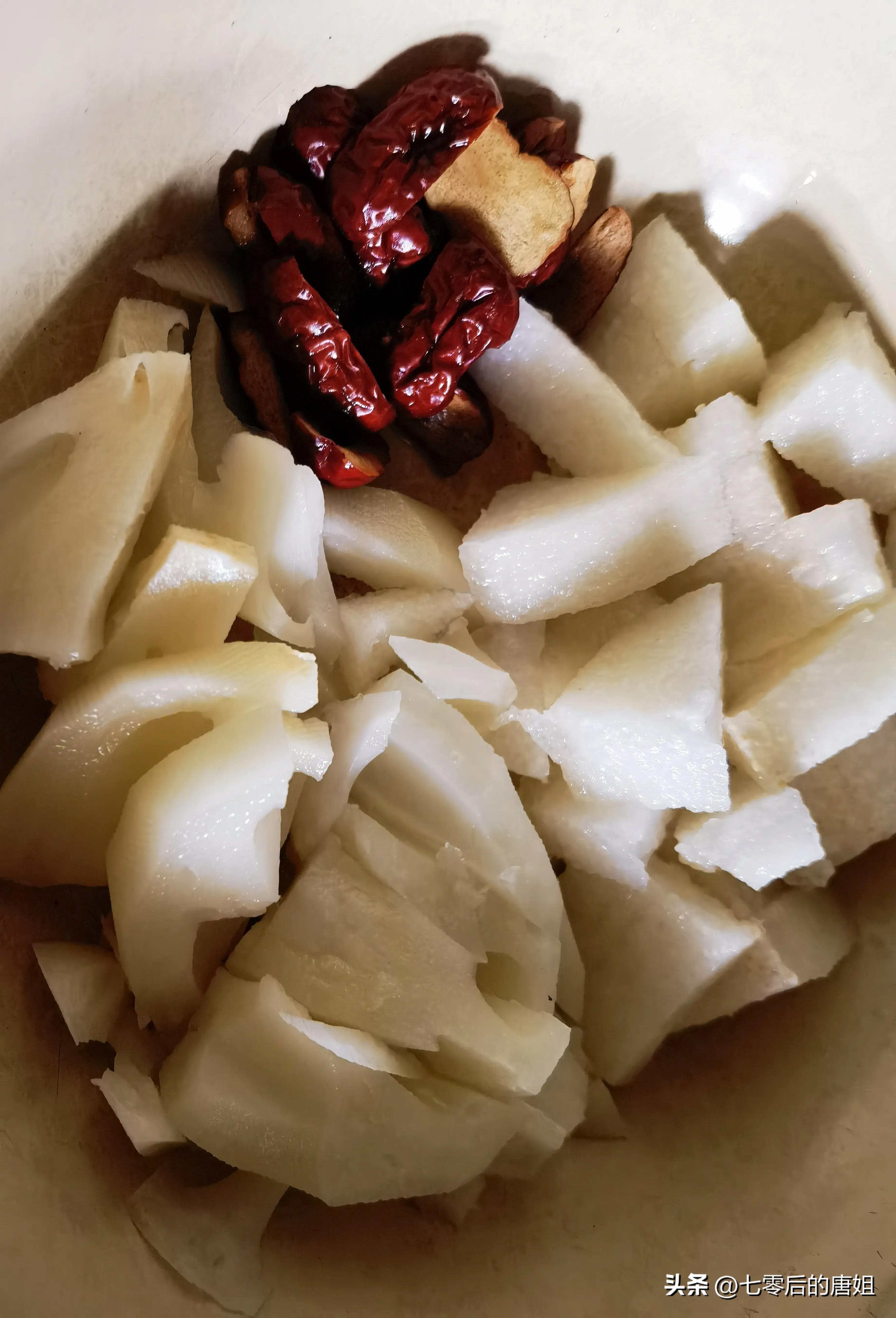 Learn to cook a dish every day - lotus root pear juice - iNEWS