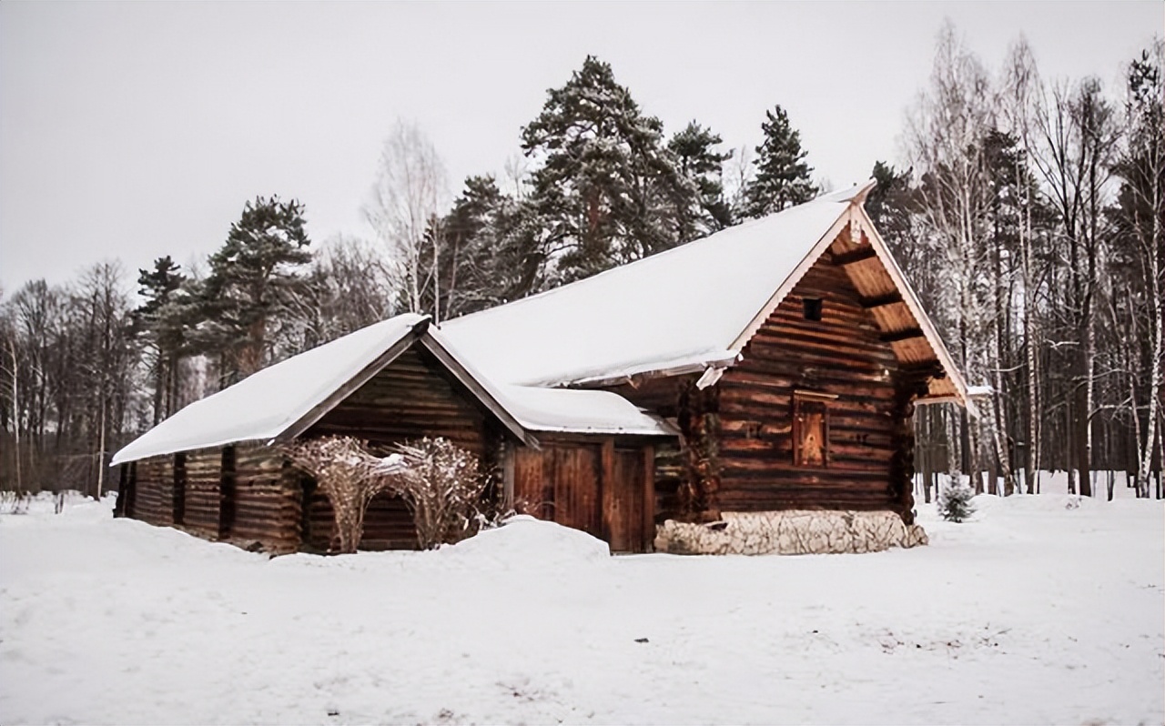 Why can't you enter the cabins on the side of the Russian road?The tour ...