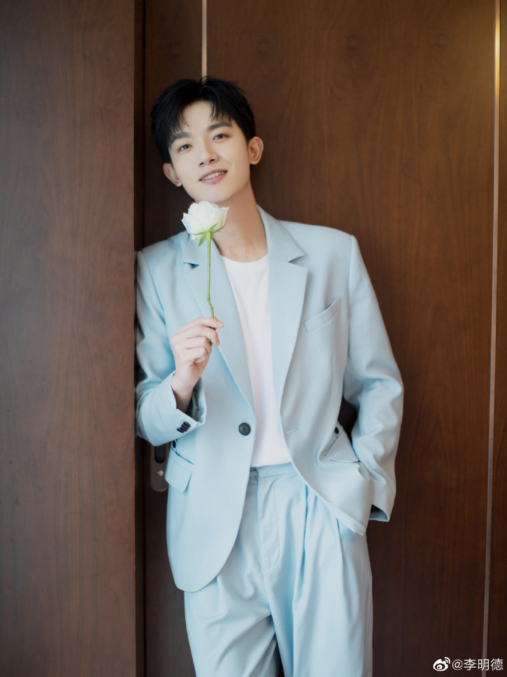 Li Mingde: "Dear, Loved" "97" actor, full of vitality and sunshine - iNEWS