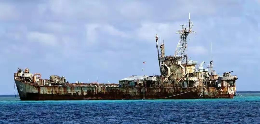 "Operation Ren'ai Reef Gate" is too shocking! China's two 4,000-ton ...