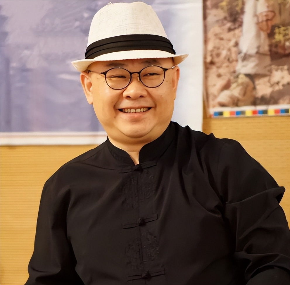 From a good voice mentor to a street performer, how did Yang Kun "kill ...