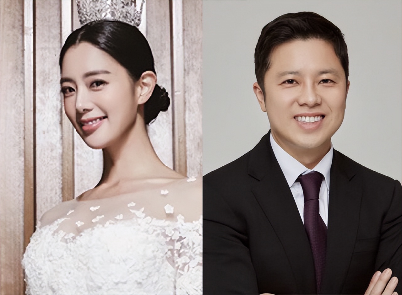 Clara, in sexy swimsuit, joins entrepreneur husband on beach date in LA ...