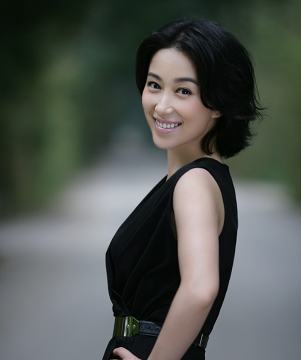 "Sister Jiang" Ding Liuyuan: Abandoned the high-paying flight attendant ...