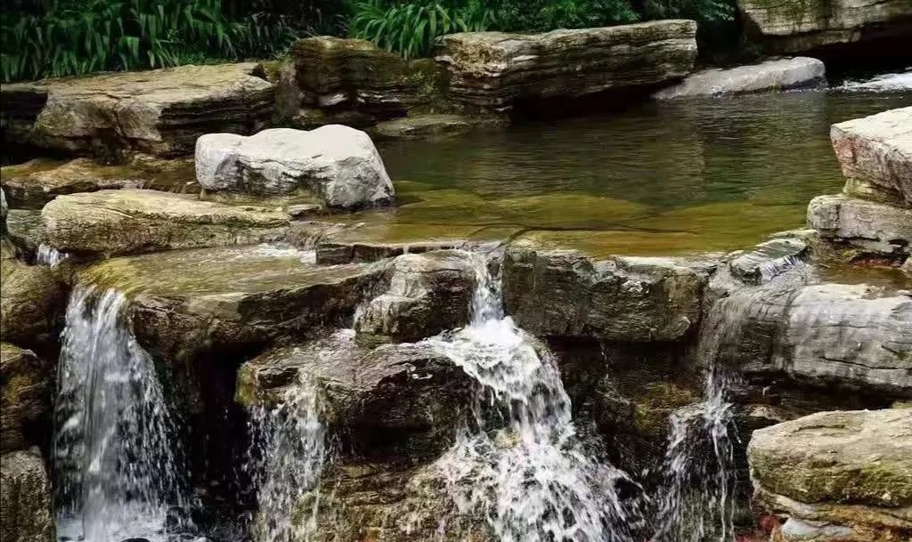 "Emei Dagou" Qingliang Dagou, a cool place for Emei people - iNEWS