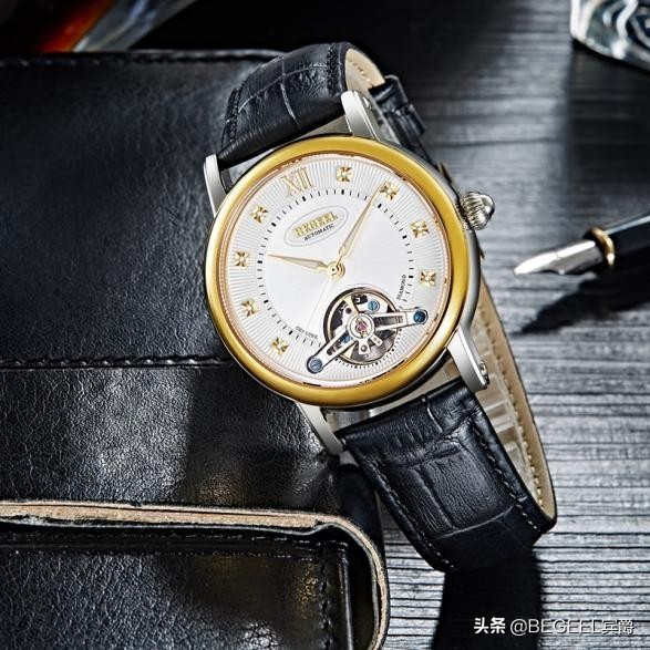 The first look at the table is important!Come in and take a look at ...