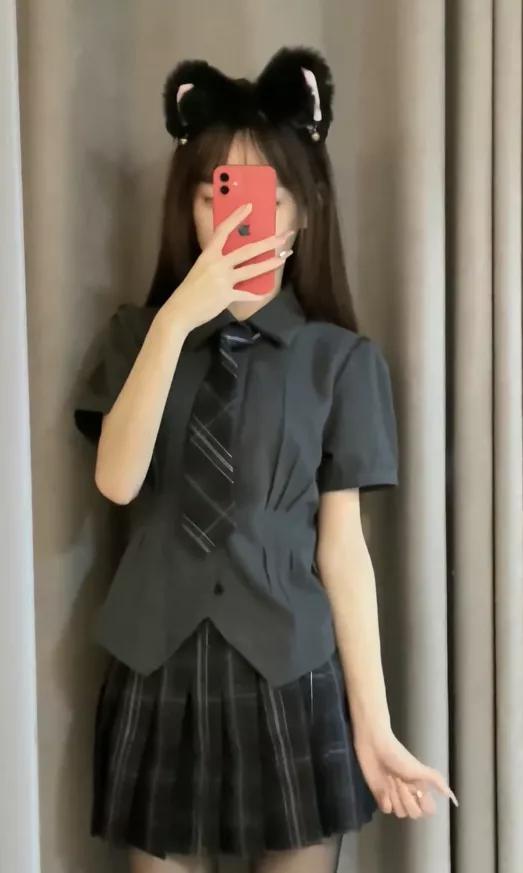 Do you think dark blue grid jk uniforms should be matched with black ...