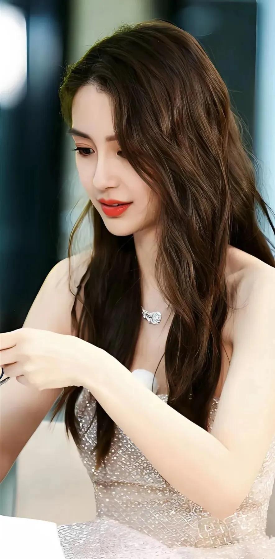 Charming and sexy Yang Ying - iMedia