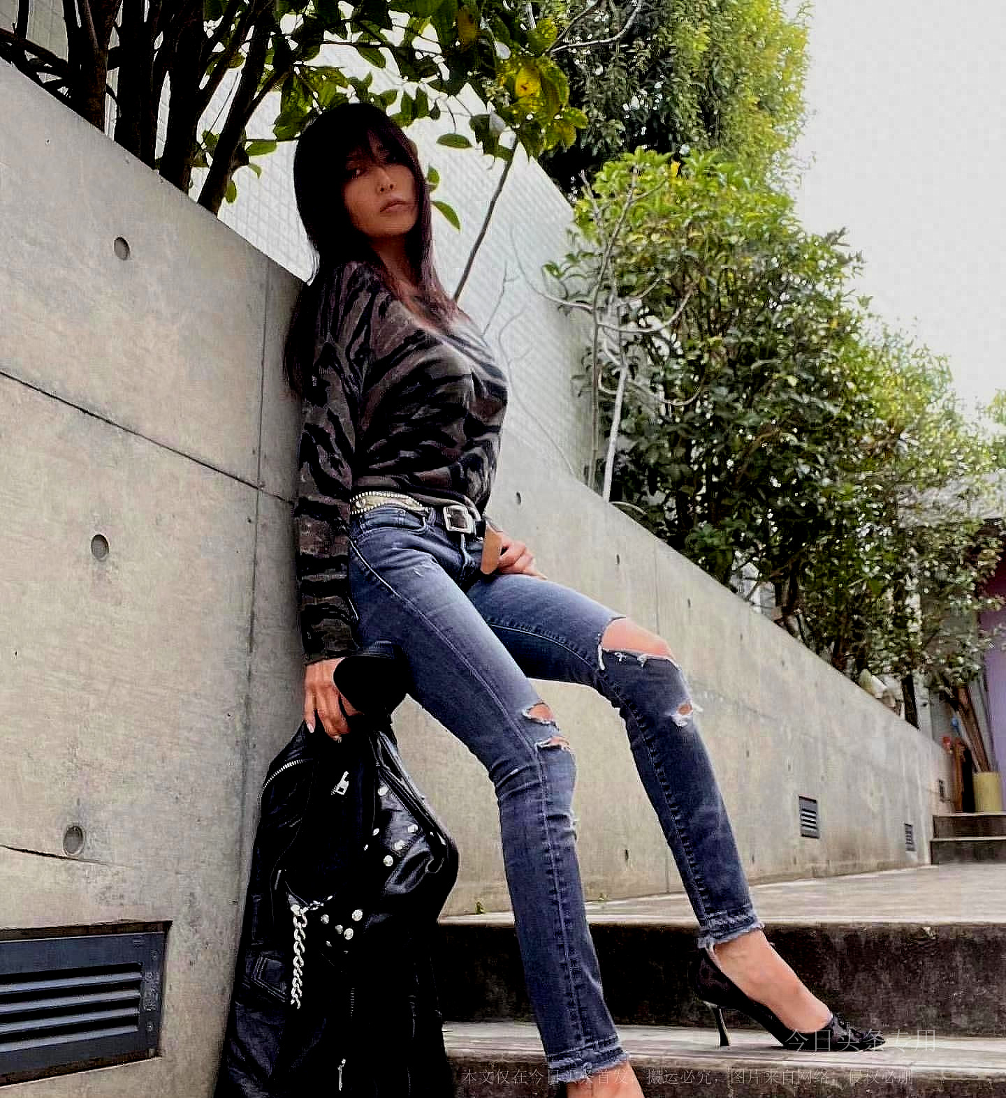 The 51-year-old Shizuka Kudo has an amazing waist-to-hip ratio, and her ...